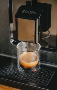 Krups Kaffeevollautomat entkalken – So geht’s