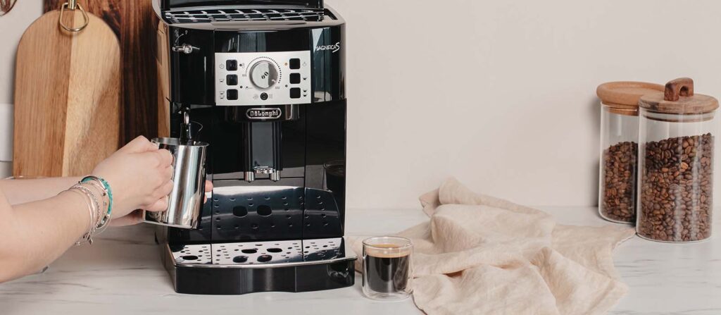 Delonghi Magnifica S entkalken: die Schritte im Überblick